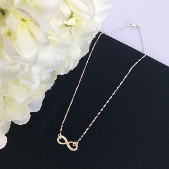 Avon | Jewelry | Avon Silver Tone Infinity Symbol Chain Necklace | Poshmark